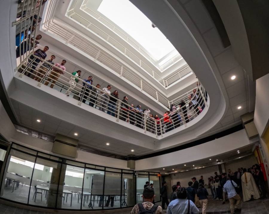 La San Pablo inaugura el primer edificio educativo que cuenta con sistema de aisladores sísmicos ...